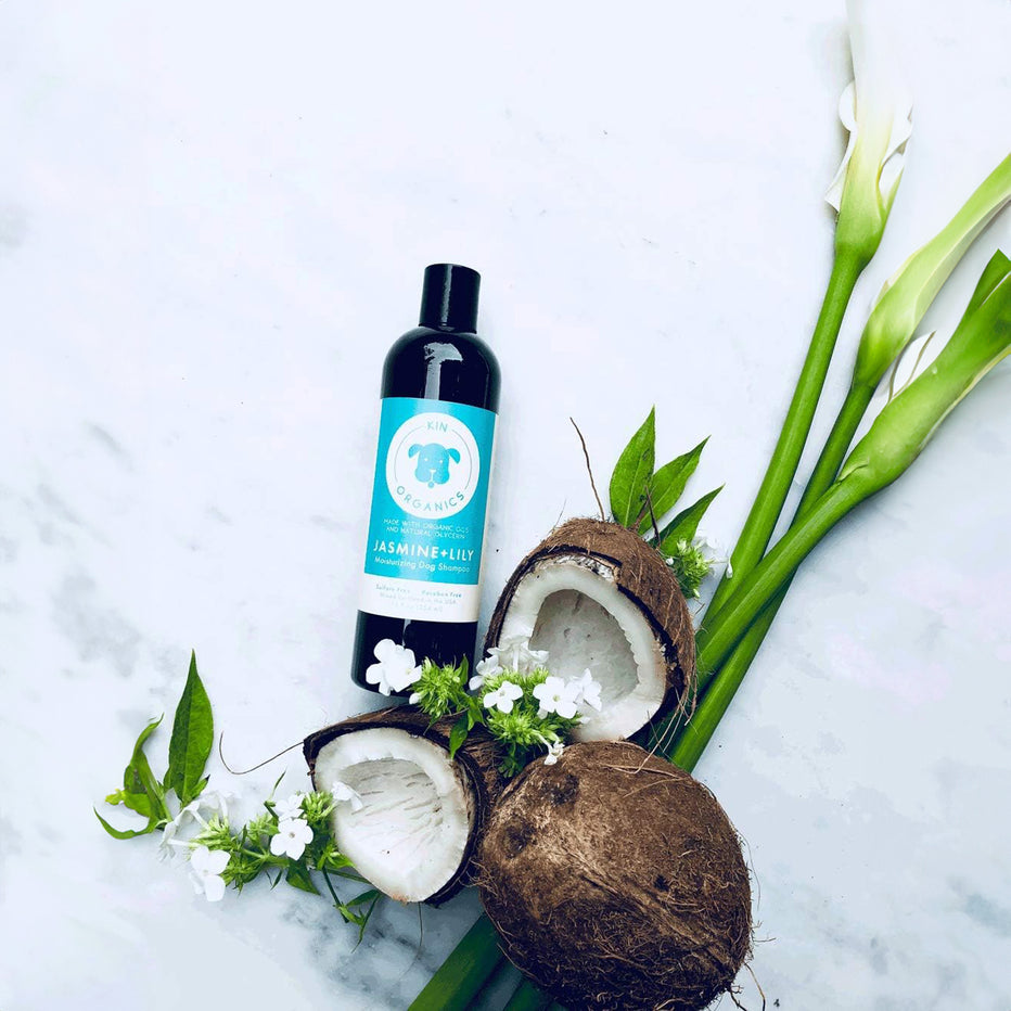 KIN ORGANICS Jasmine+Lily Oatmeal Itchy Dog Shampoo – kin+kind ...